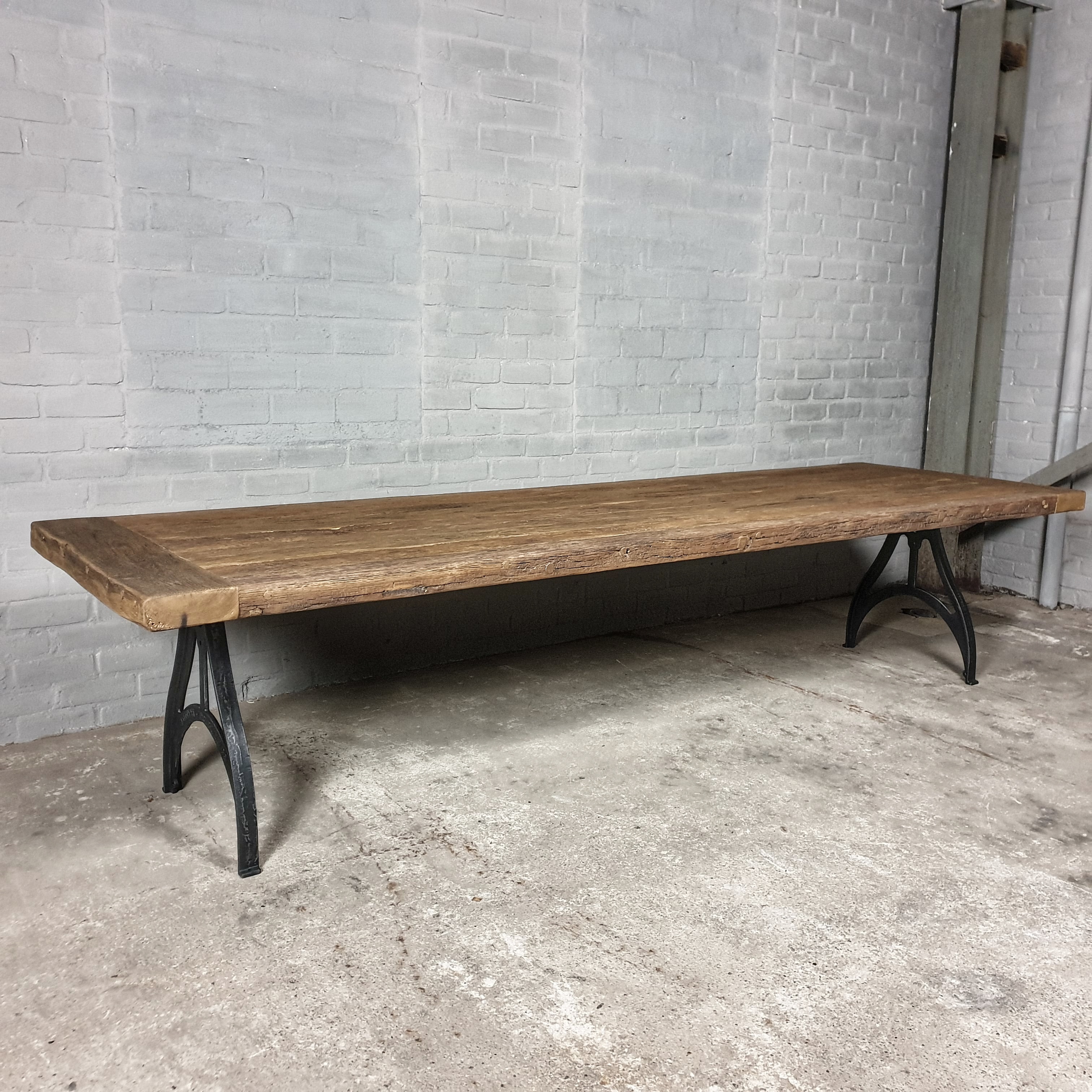 Industrial design table – cast iron base - Tabletop 7cm sunburned ...