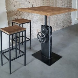Height adjustable crank tables - DT69