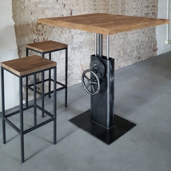 Adjustable height tables - DT69