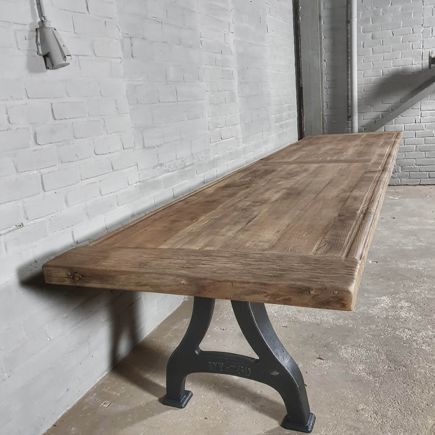 Long industrial design table with iron legs – thick oak tabletop