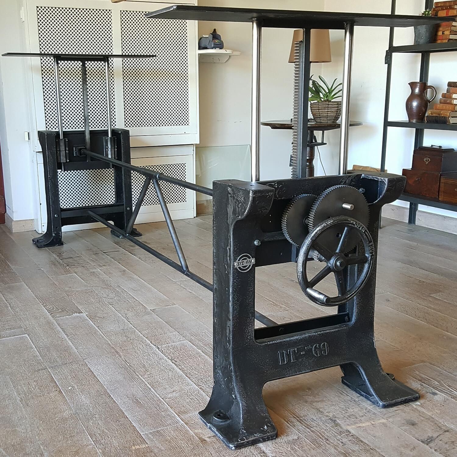 Height adjustable industrial table legs - Limited - LIM25 - DT69