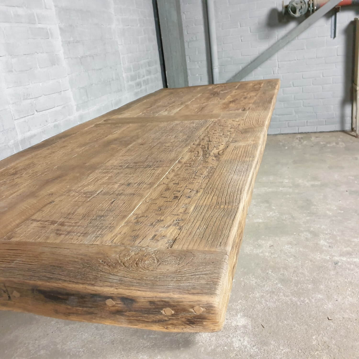 In height adjustable oak dining table - industrial design - IND736