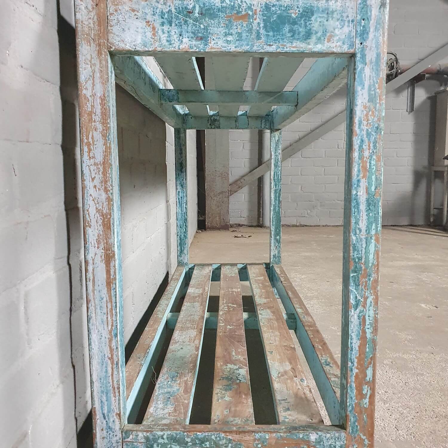 Vintage storage rack of old wood with blue patina - DT69