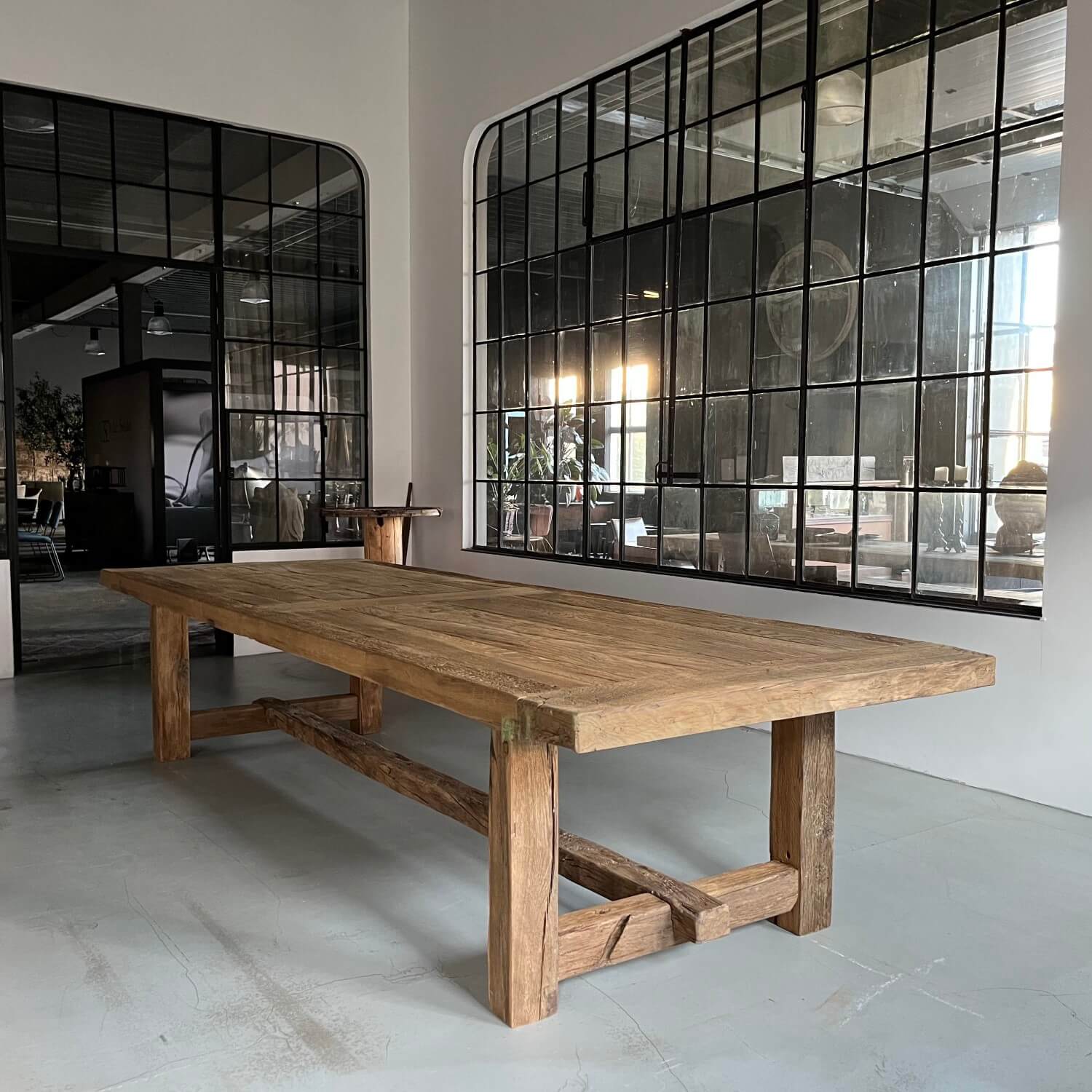 Robust Refectory table Ulm - reclaimed oak 7cm thick - Z027